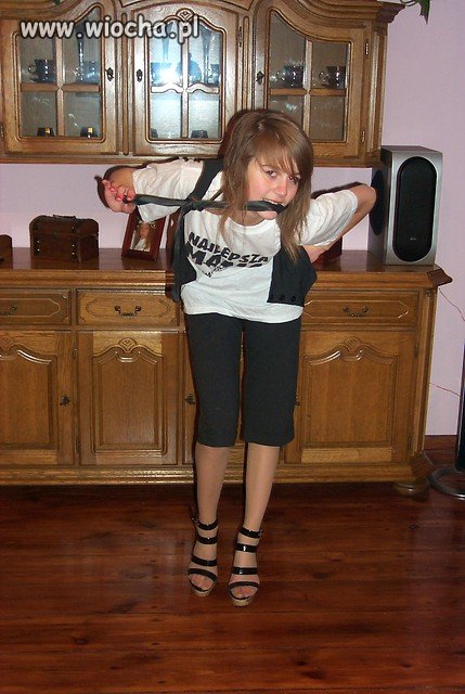 13-latka na imprezie - wiocha.pl absurd 119020